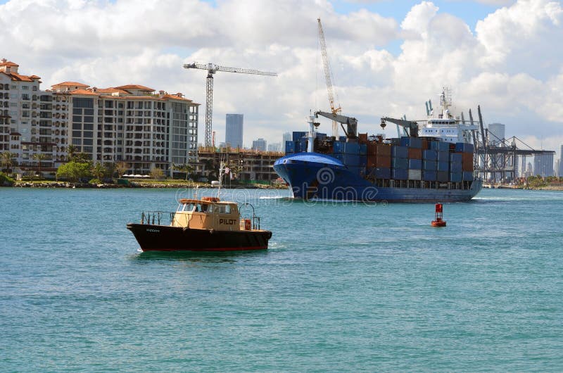 Container Ship Navigating Government Cut Editorial Stock Photo - Image ...