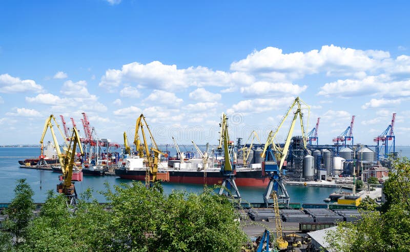 Container Terminal, Deep-water Port Stock Photo - Image of heavy, port ...