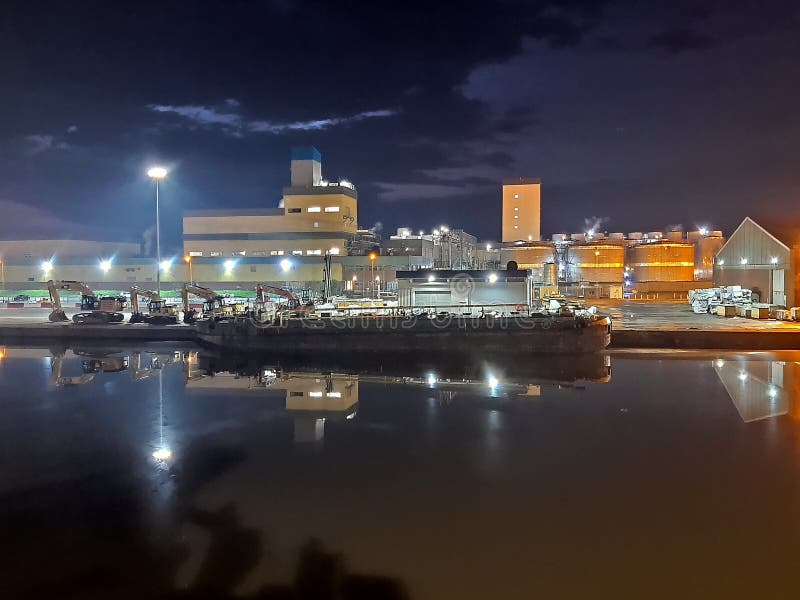 Container Terminal in the Evening.Port Hull in England Stock Image ...