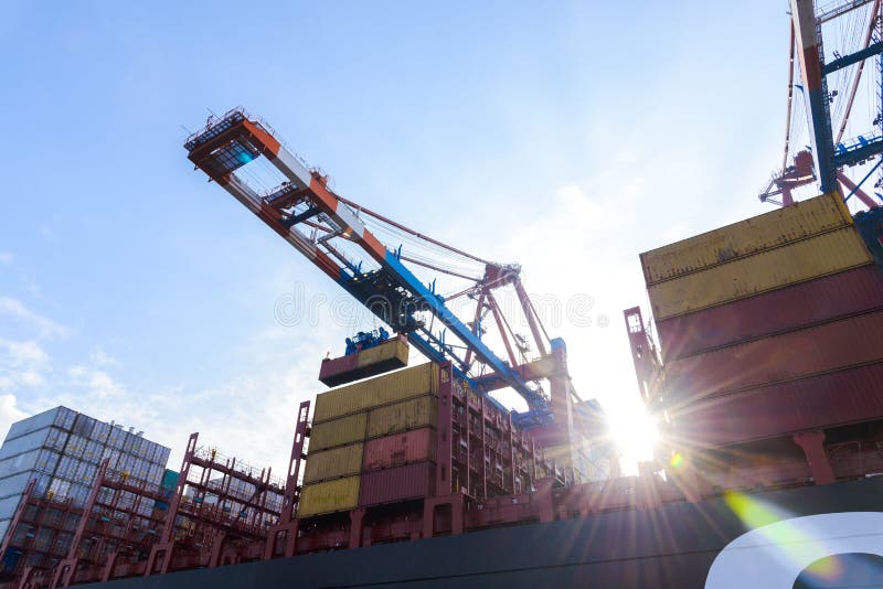 Container Terminal Gantry Cranes for Loading and Offloading Intermodal ...