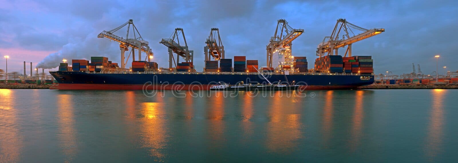 Container Terminal at Night Stock Image - Image of moored, motion: 7903993