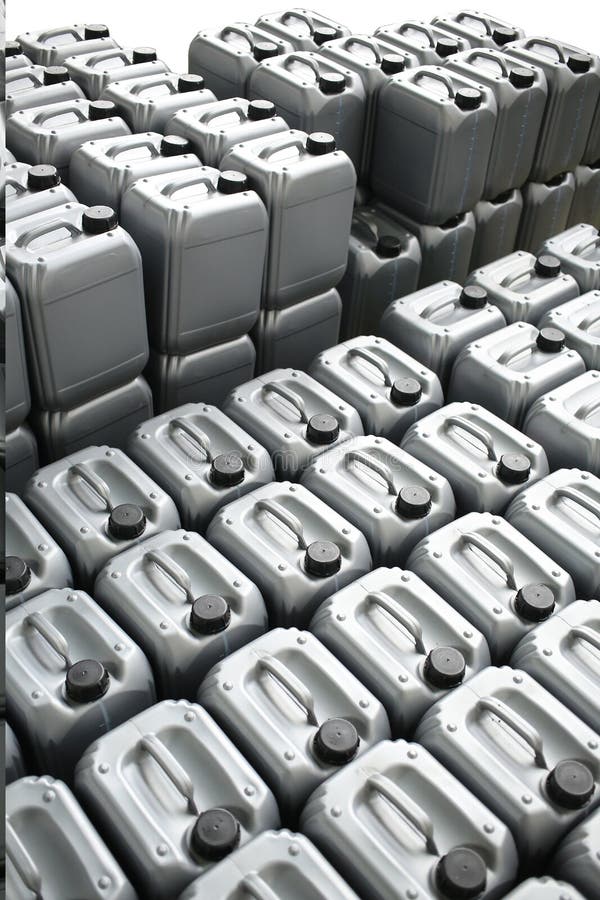 Containers stock foto. Image of opslag, benzine, capaciteit - 40887706