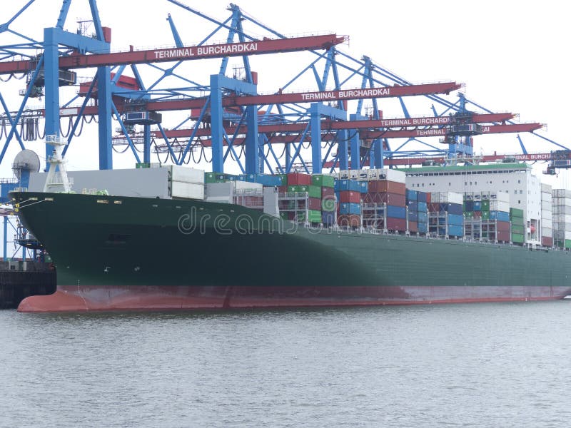 Containerschip stock foto. Image of terminal, hamburg - 32153158