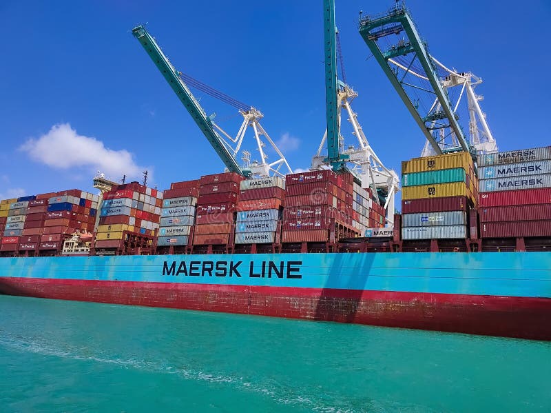 Containerschip in Haven Miami Een Van De Grootste Vrachthavens in De Vs ...