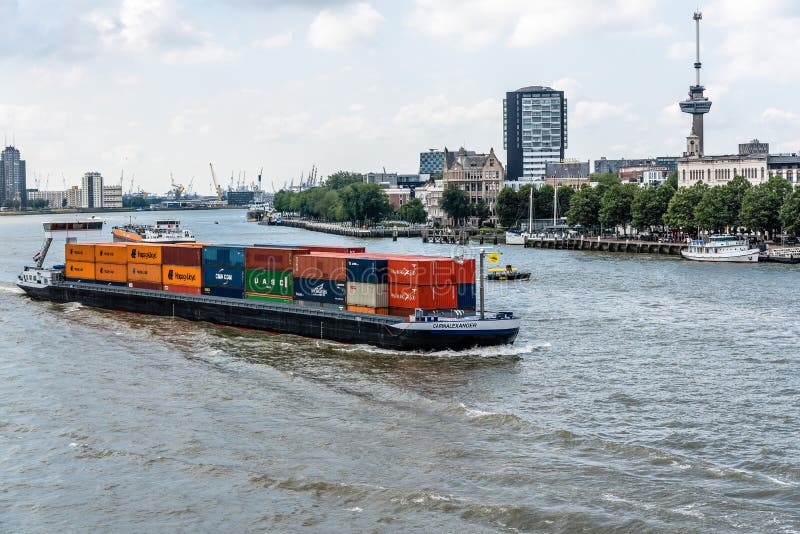 De Haven Van Het Containerschip Van Rotterdam Redactionele Foto ...