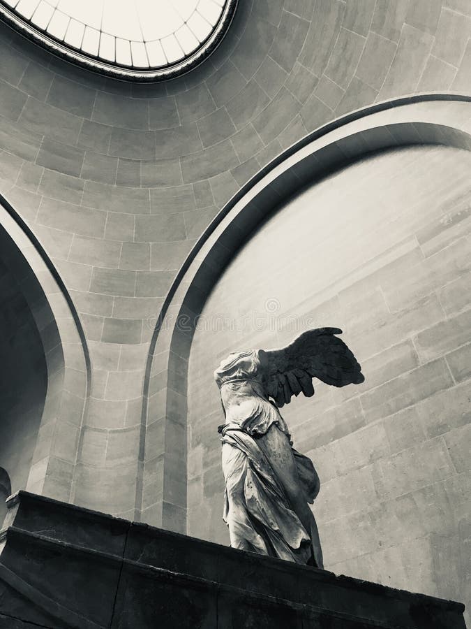 Winged Victory - Paris editorial photo. Illustration of victory - 265946856