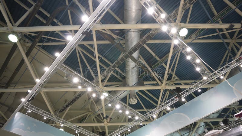 Contemporary Architectural Design and Detailed Lighting Elements for ...