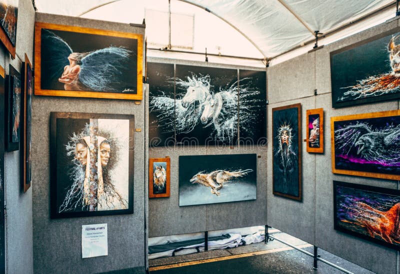 Contemporary Arts at Tempe Festival of Arts Editorial Stock Photo ...