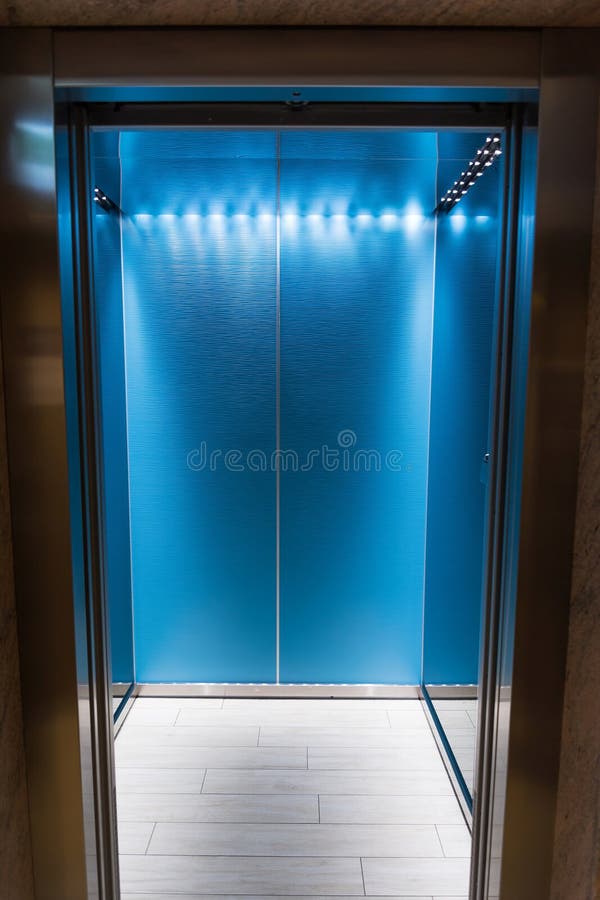 578 Elevator Door Blue Photos - Free & Royalty-Free Stock Photos from ...