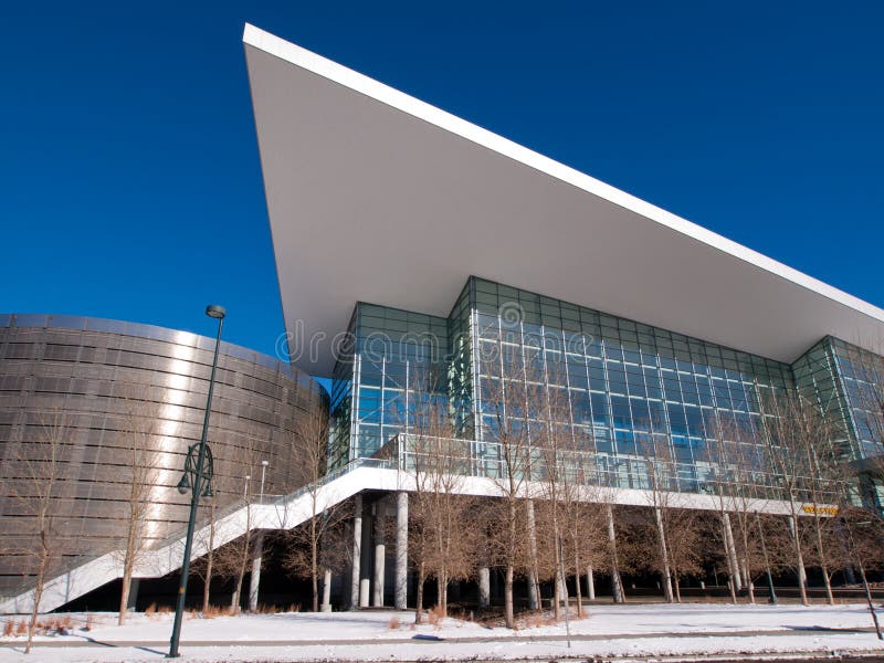 Contemporary Building editorial photography. Image of silver - 22417882