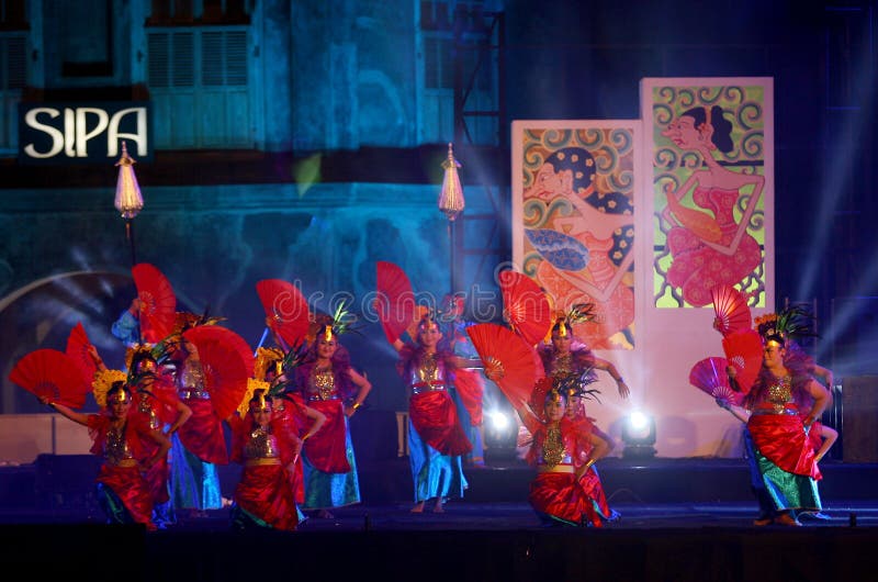 Contemporary dance editorial stock image. Image of solo - 66893049