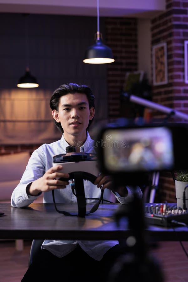 Content Creator Doing Vr Glasses Review Stock Photos - Free & Royalty ...