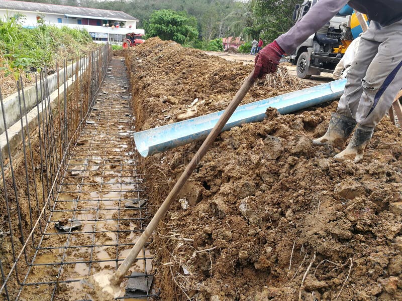 Continuous Concrete Casting Stock Photo - Image of equipment, road ...