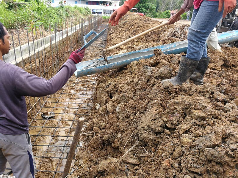 Continuous Concrete Casting, Thailand Editorial Image - Image of mixer ...