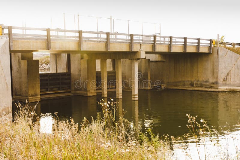 Control dam and gates editorial stock photo. Image of control - 112777328