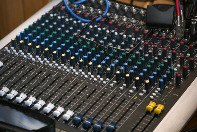 Music control panel device stock image. Image of board - 26538075