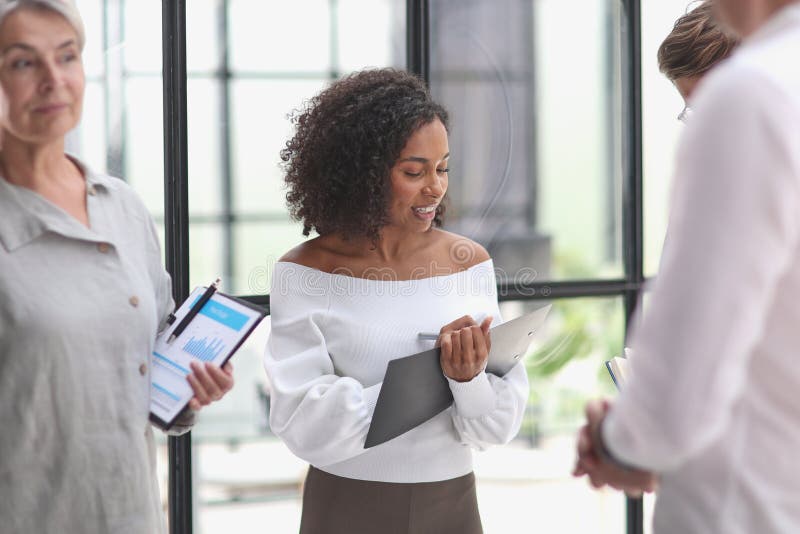 Conversation between Managers and Employees in the Office Stock Photo ...