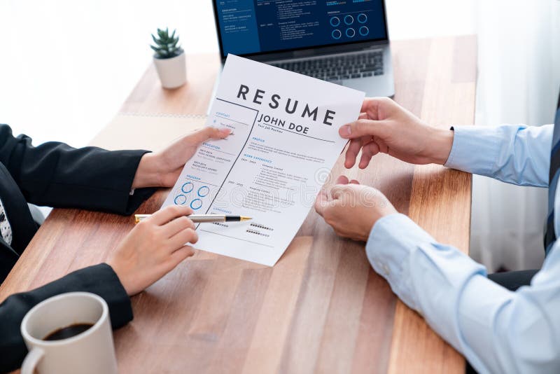 Conversational Job Interview between Interviewer and Candidate ...