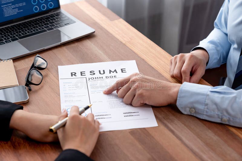 Conversational Job Interview between Interviewer and Candidate ...