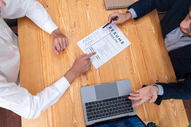 Conversational Job Interview between Interviewer and Candidate ...