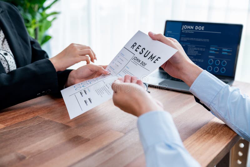 Conversational Job Interview between Interviewer and Candidate ...