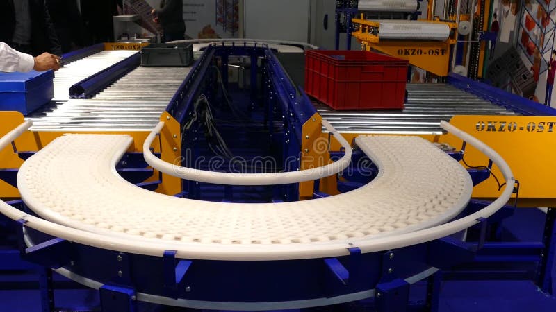 Conveyor with empty boxes stock footage. Video of automatic - 126828972