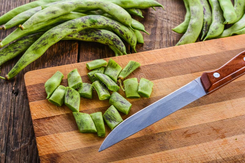 Cook green beans stock image. Image of gourmet, freshness - 97348241