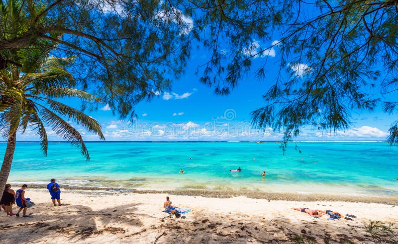 COOK ISLAND, SOUTH PACIFIC - SEPTEMBER 30, 2018: View of the Sandy ...