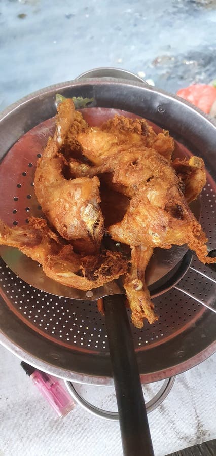 Cooked Chicken with Beautiful Color after the Frying Process and Ready ...