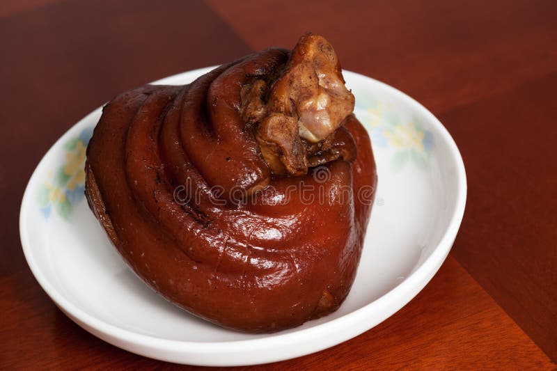 Cooked pork leg stock photo. Image of skin, plate, cuisine - 26703376