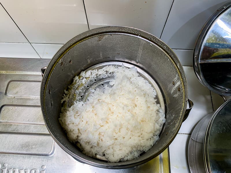 Cooked Rice in a Stainless Pan Stock Image - Image of drink, nutrition ...