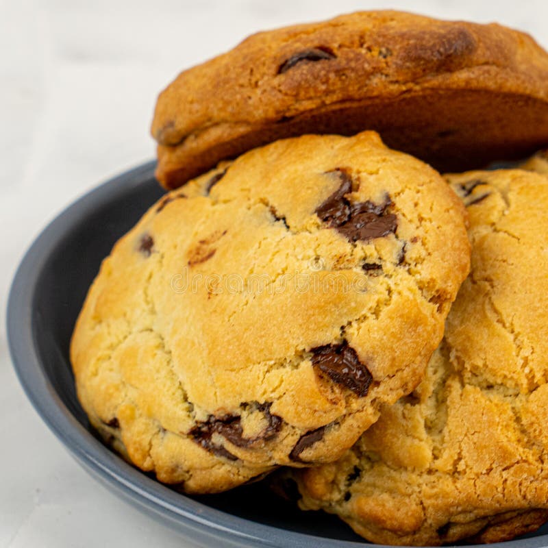 Cookie Homemade Fresh on Plate Stock Image - Image of brown, healthy ...
