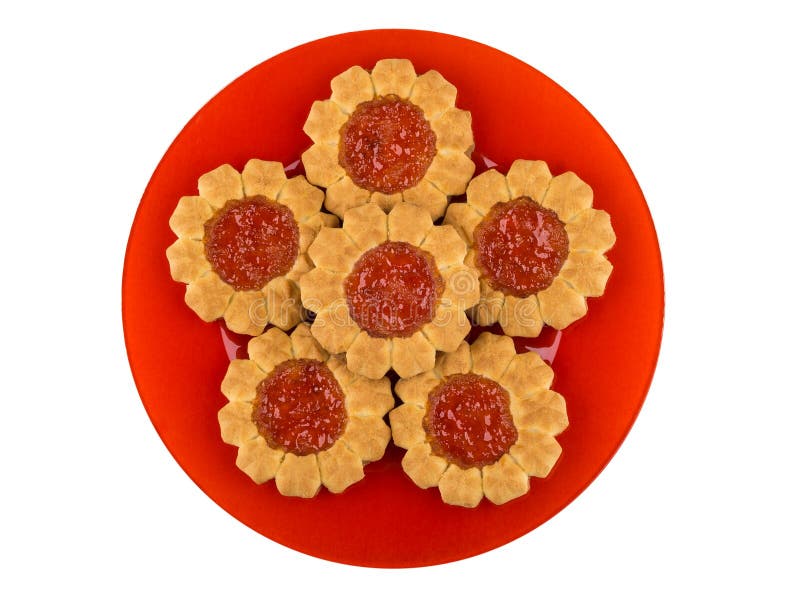 Cookies Com Doce De Morango Na Placa Vermelha Isolada No Branco Imagem ...
