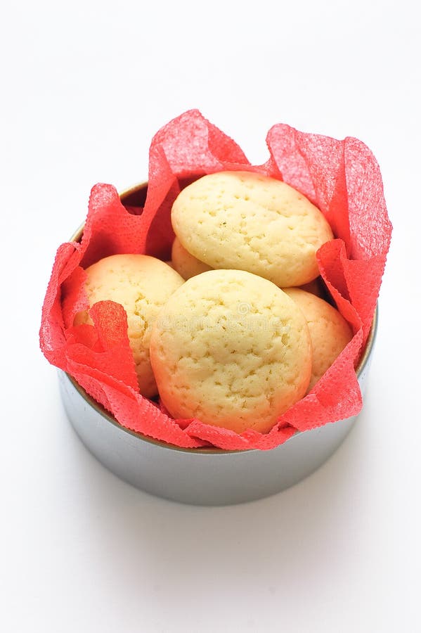 Cookies in a round box stock image. Image of container - 12892531