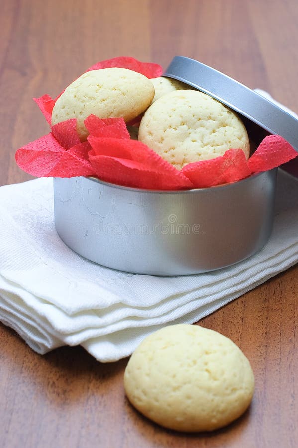 Cookies in a round box stock photo. Image of cookies - 12896450