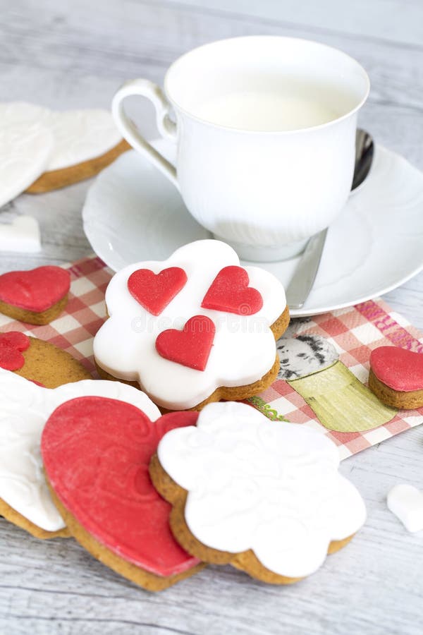 Cookies stock image. Image of heart, flowers, range, pastry - 39196185