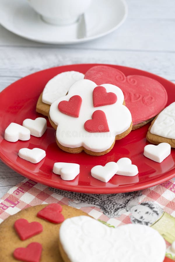 Cookies stock image. Image of heart, flowers, range, pastry - 39196185
