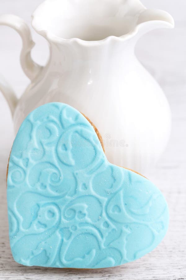 Cookies stock image. Image of heart, flowers, range, pastry - 39196185