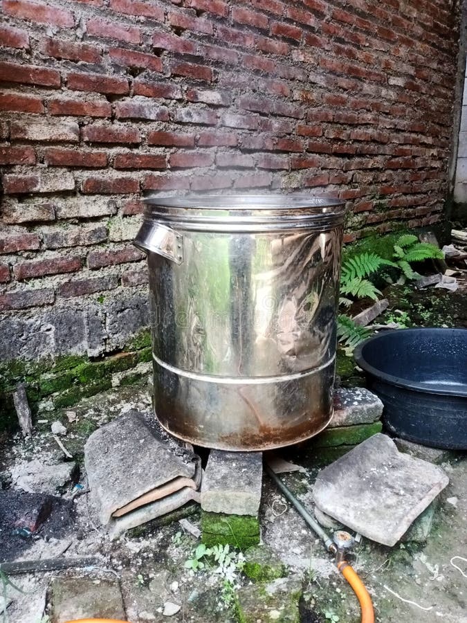 Cooking at backyard stock image. Image of cooking, water - 262290121