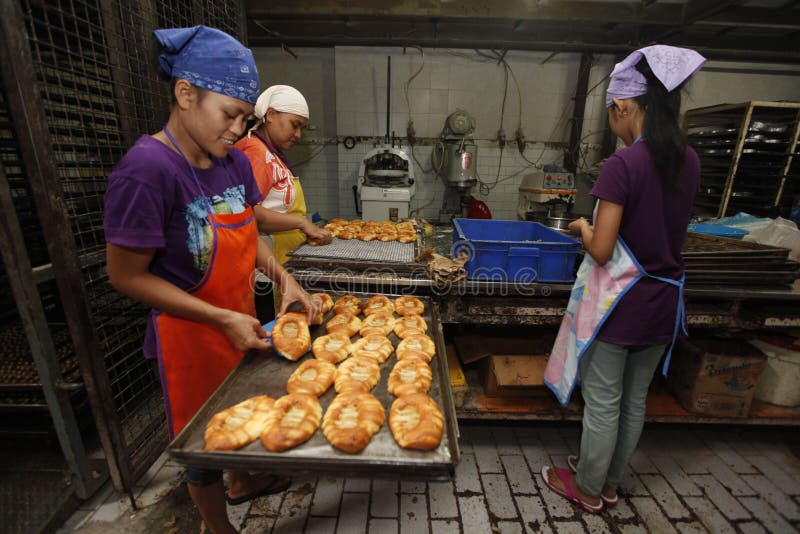 Cooking bread editorial stock image. Image of cooking - 40036099