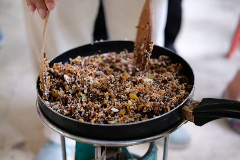 Cooking Cereal Seed for Making Cereal Granula Muesli Bar Stock Image ...