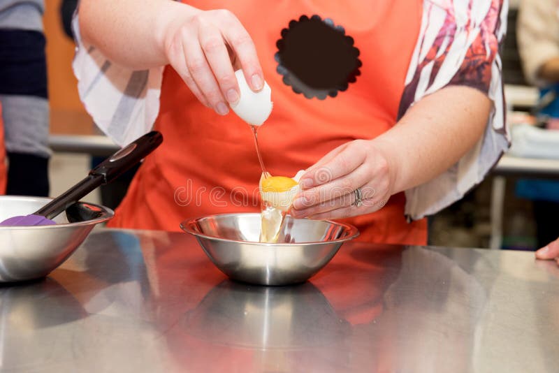 Cooking Class Cracking Egg Stock Photos - Free & Royalty-Free Stock ...