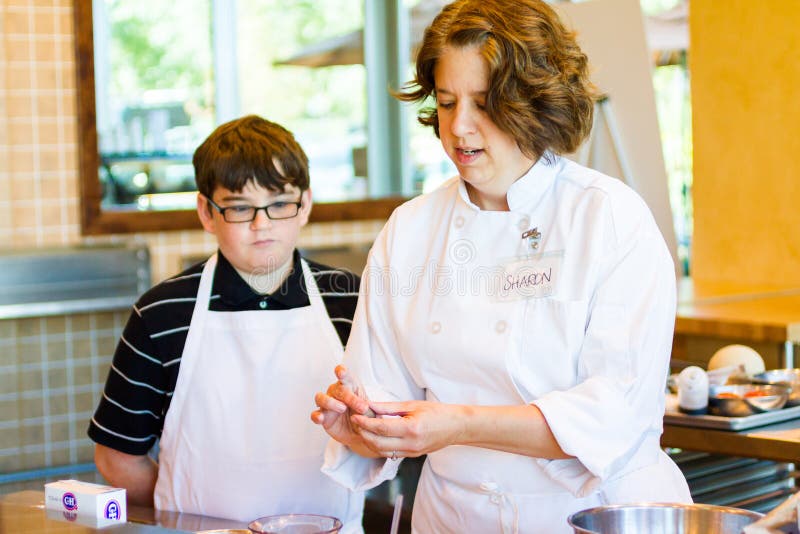 Cooking class editorial stock image. Illustration of minor - 283745584