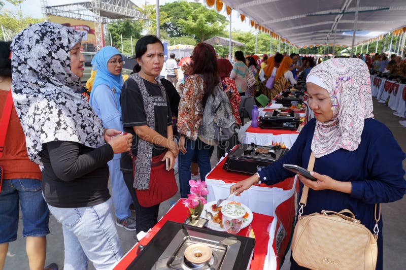 Cooking competition editorial stock photo. Image of central - 62336208