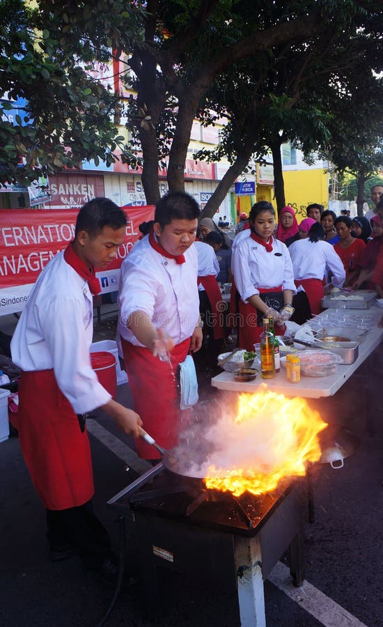 Cooking contest editorial photography. Image of town - 41836107