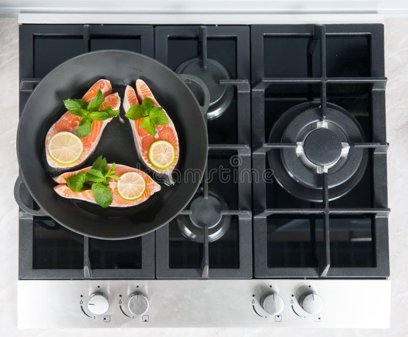 Cooking Fish Dish Picture. Image: 19849933