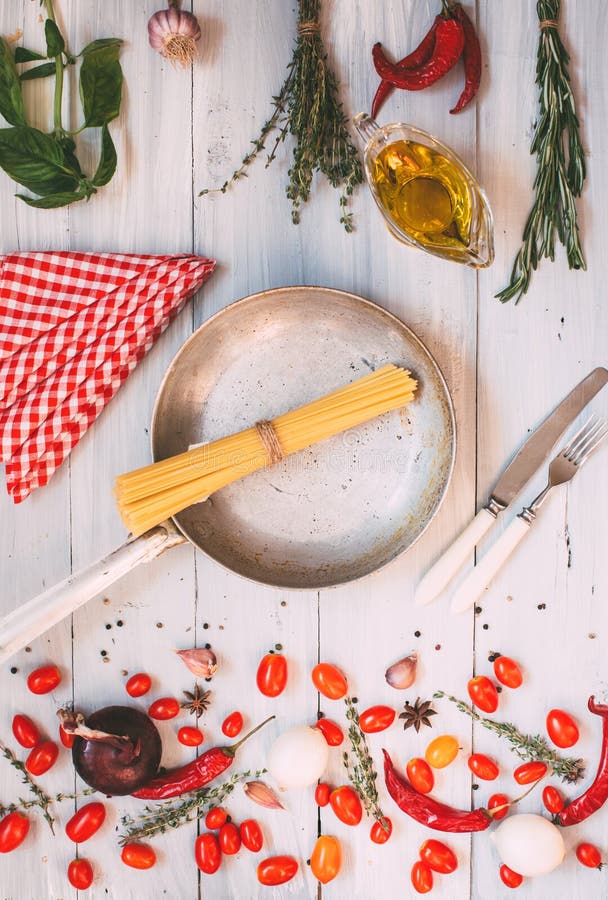 Cooking Flat Lay. Spaghetti Stock Image - Image of spices, foam: 70455603