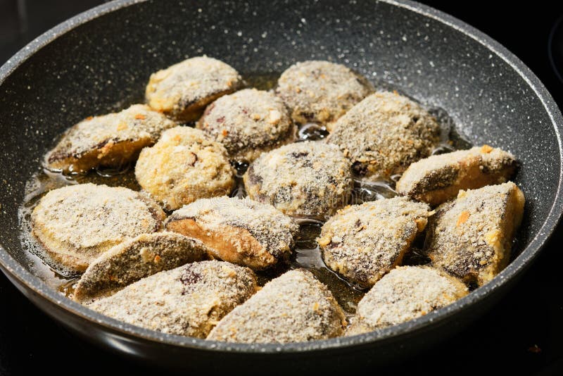 Cooking Fried Mushrooms on Frying Pan Stock Image - Image of mushroom ...