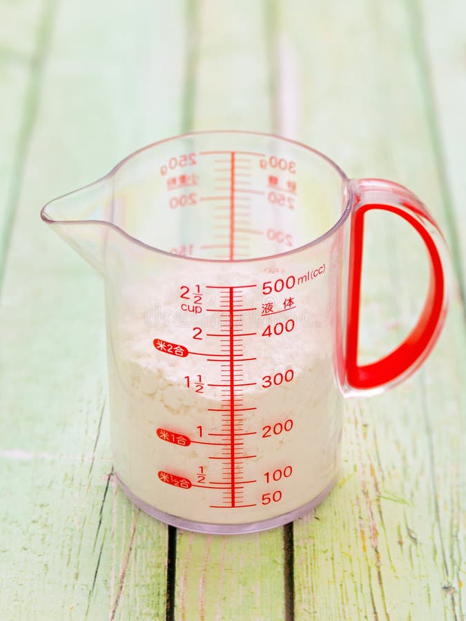 Cooking Oil in Measuring Cup (with Clipping Path) Stock Photo - Image ...
