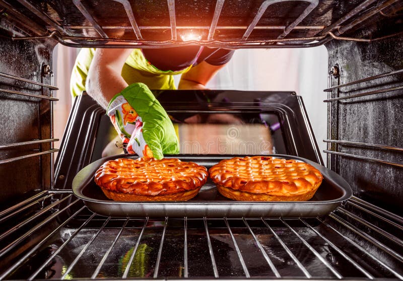 2,295 Inside Oven Bakery Stock Photos - Free & Royalty-Free Stock ...